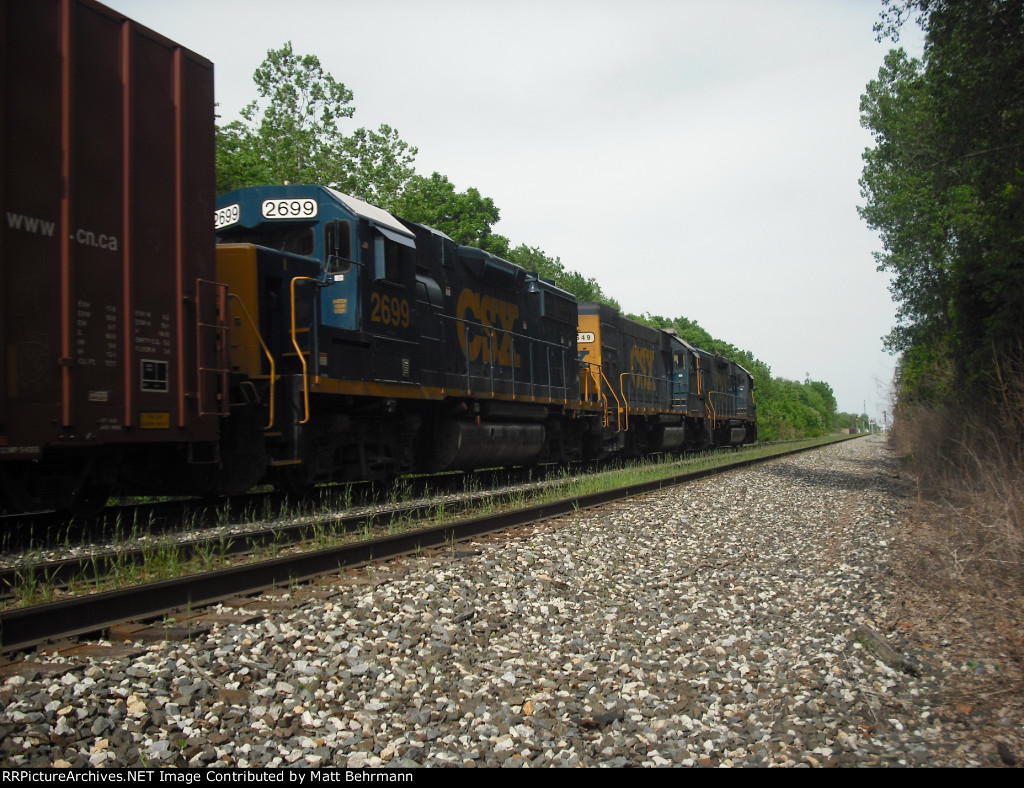 CSX 2699